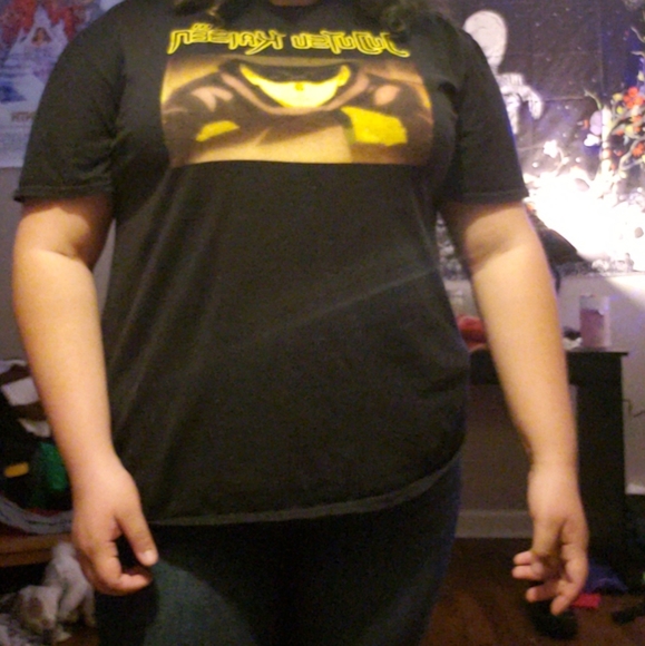 Hot Topic | Shirts | Hot Topic Jujutsu Kaisen Satoru Gojo Graphic Tee ...